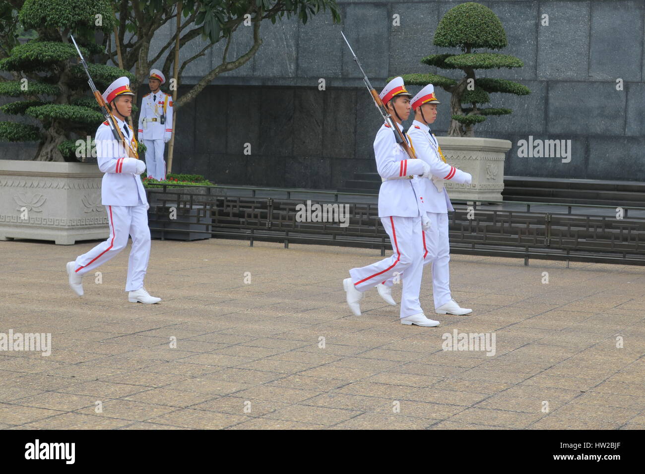Changing of the guard, Ho Chi Minh Mausoleum, Hanoi, Bac Bo, Vietnam ...