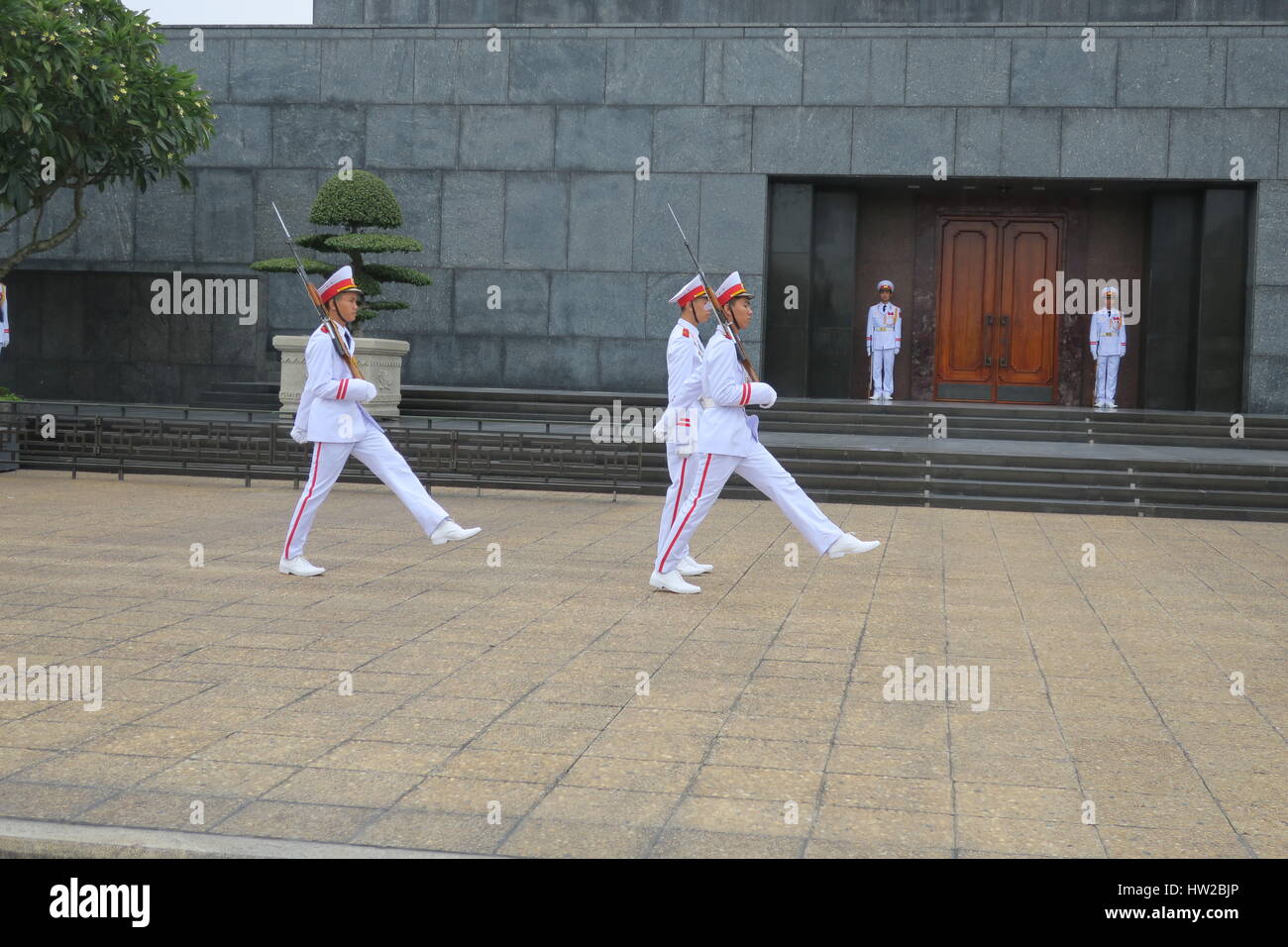 Changing of the guard, Ho Chi Minh Mausoleum, Hanoi, Bac Bo, Vietnam ...