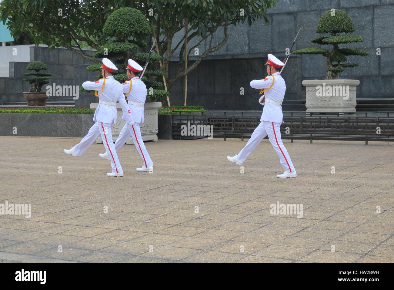 Changing of the guard, Ho Chi Minh Mausoleum, Hanoi, Bac Bo, Vietnam ...