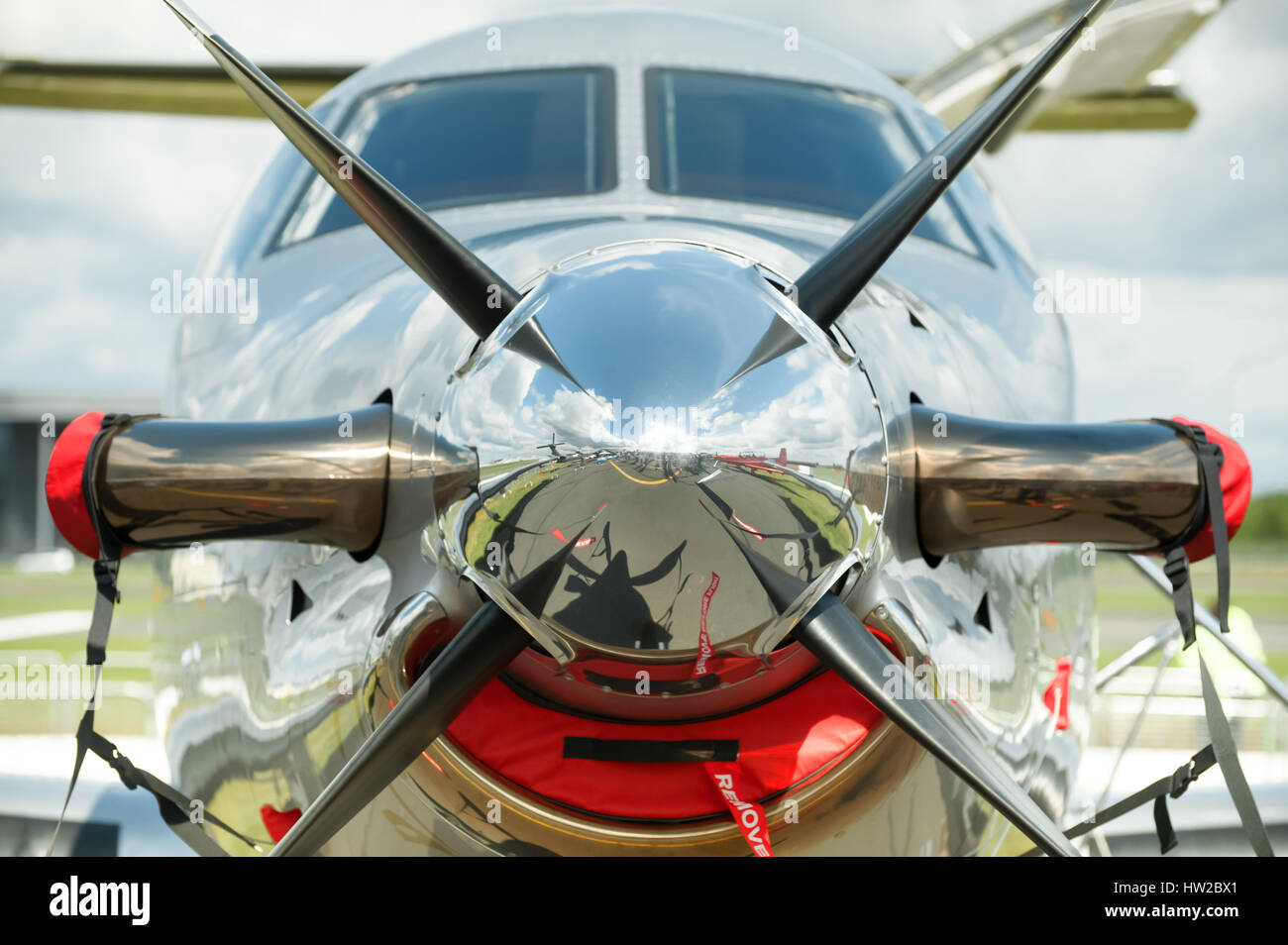 Airplane propeller airplane nose cone hi-res stock photography and ...