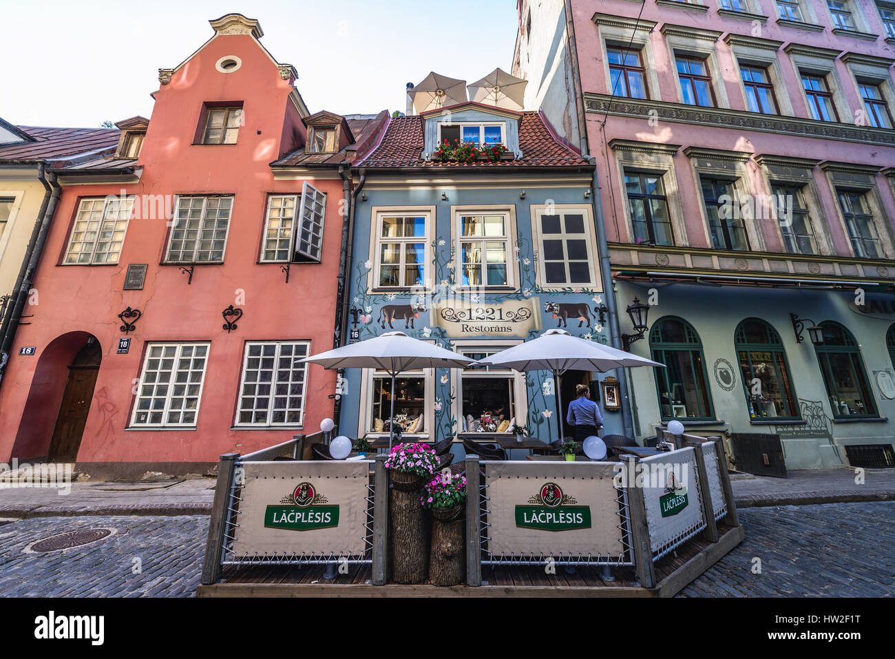 Restaurant block house hi-res stock photography and images - Alamy