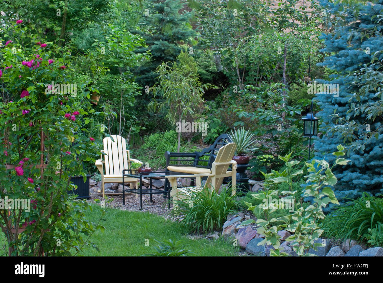 Seating Area Garden High Resolution Stock Photography and Images - Alamy