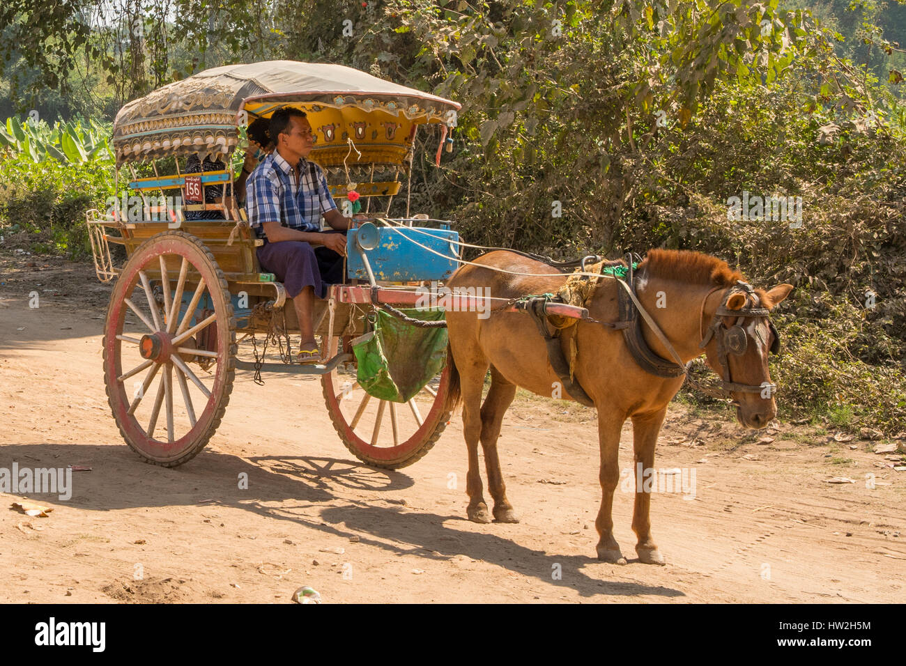 Myanmar burma horse cart hi-res stock photography and images - Alamy