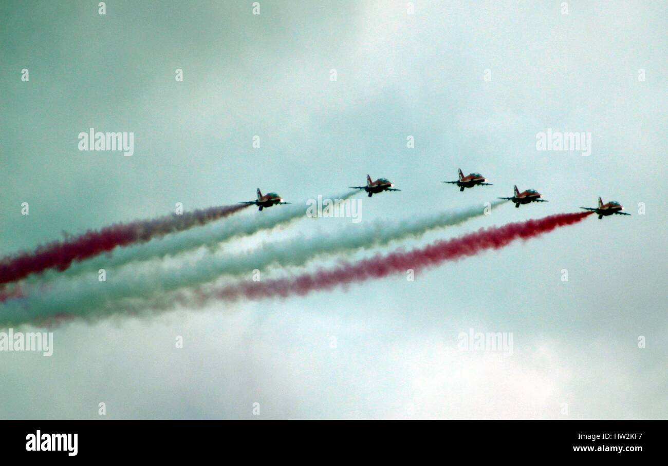 Red arrows blackpool tower hi-res stock photography and images - Alamy