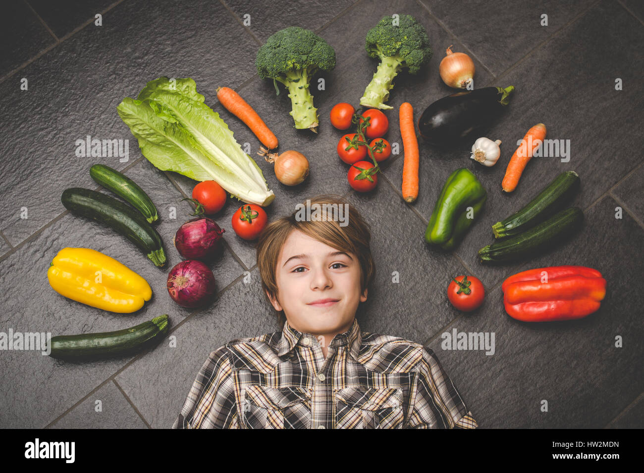 vegan and vegetarian healthy people Stock Photo - Alamy