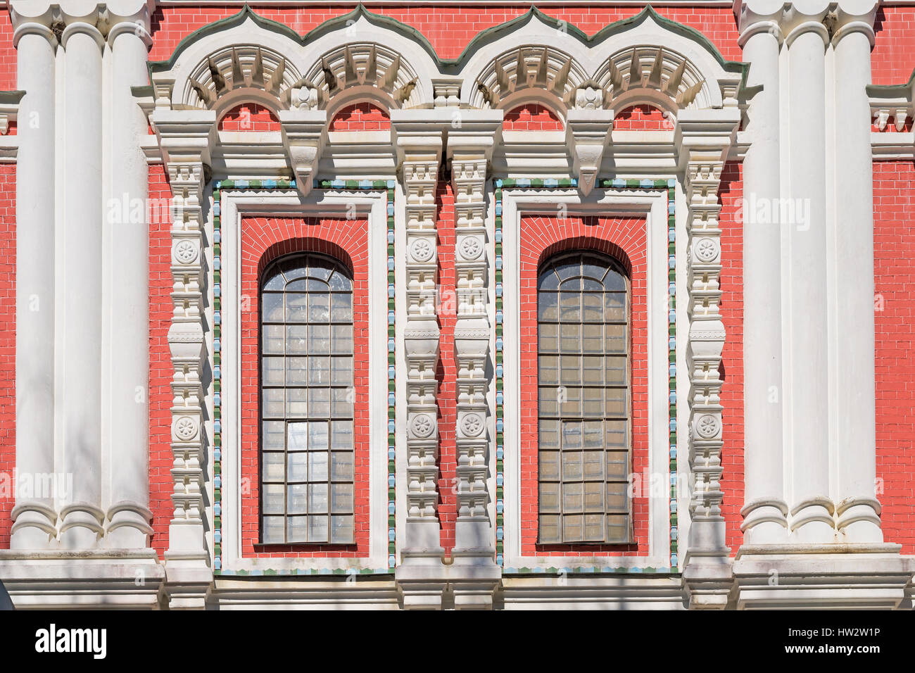 Ornate window frames hi-res stock photography and images - Alamy