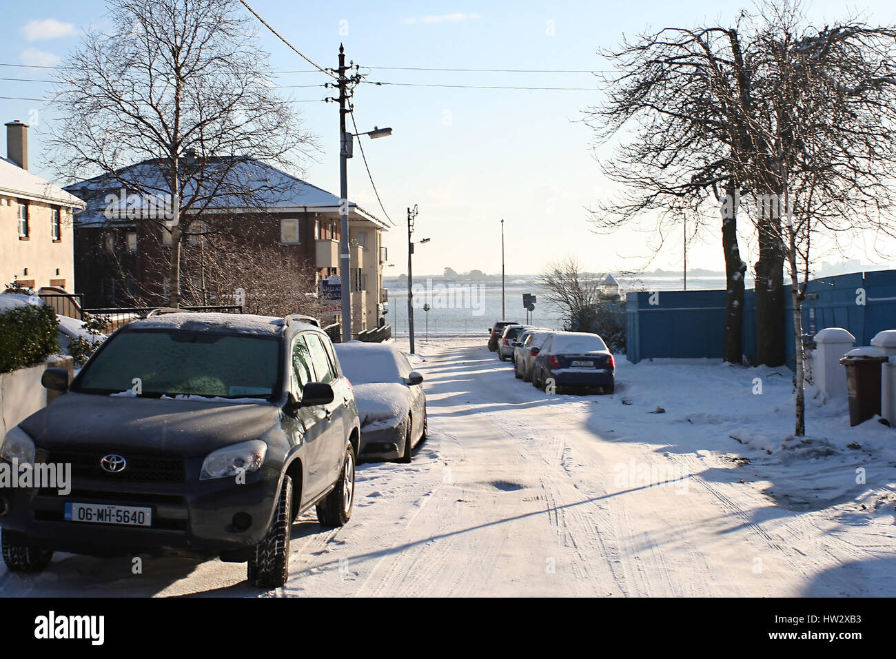 Bridge dublin snow hi-res stock photography and images - Alamy