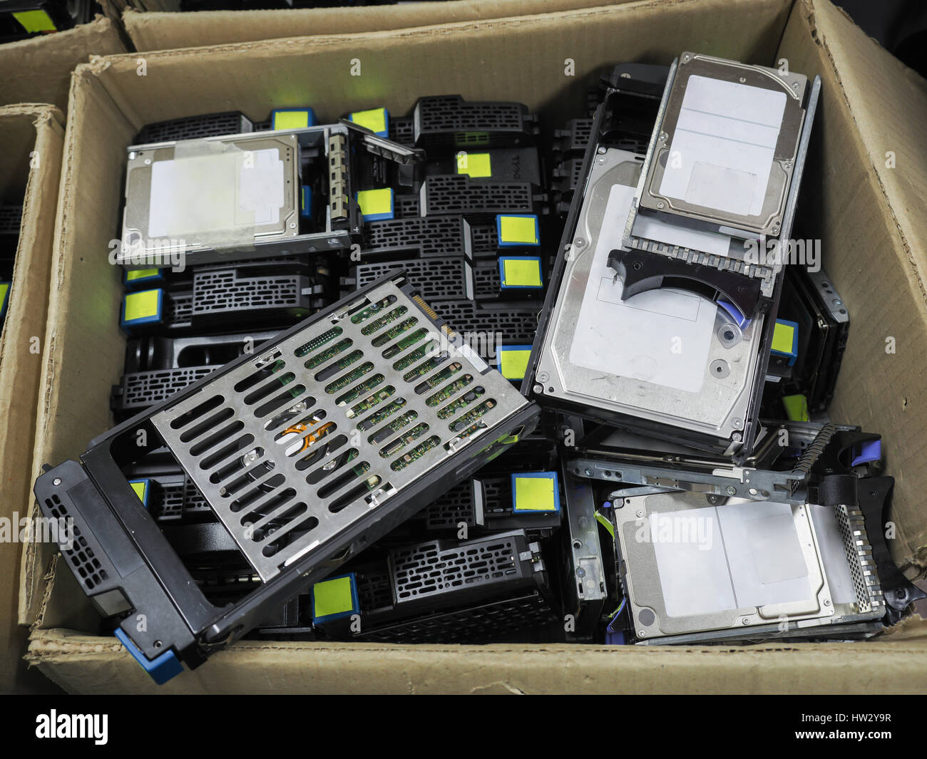 Disk drives in pile hi-res stock photography and images - Alamy