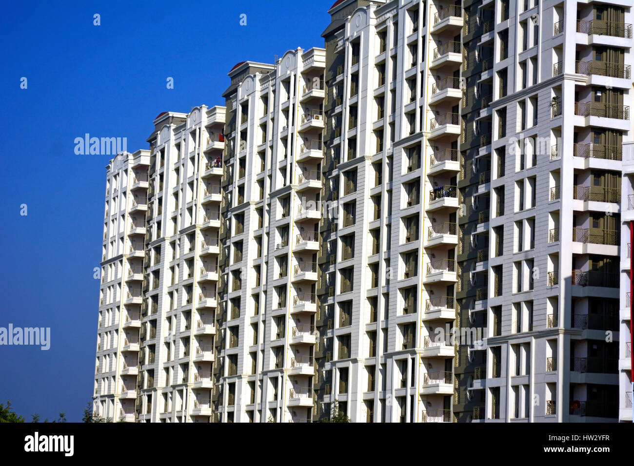 Uninviting building hi-res stock photography and images - Alamy