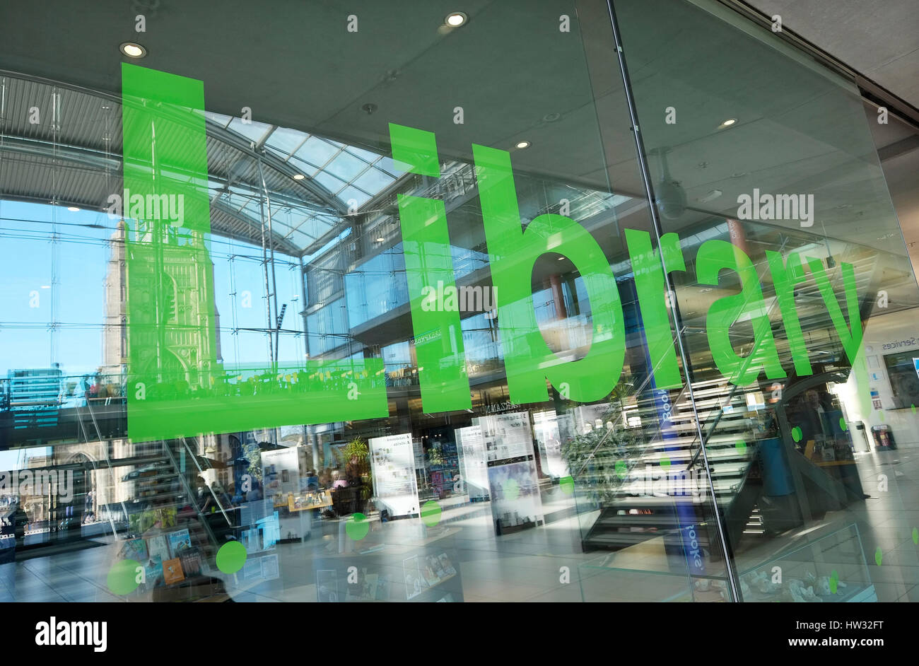 Public library england interior hi-res stock photography and images - Alamy