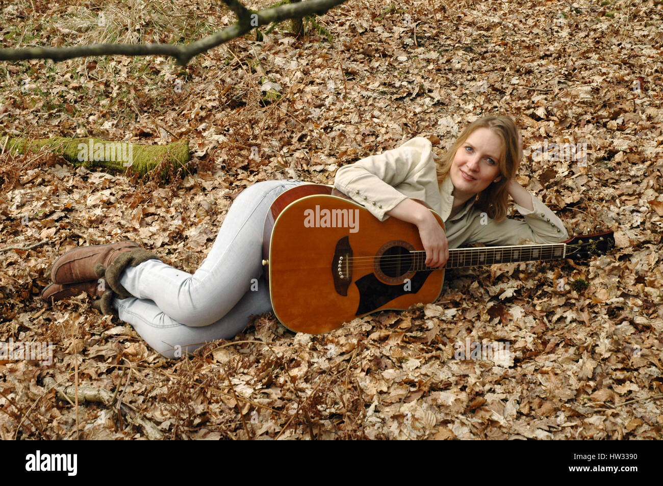 Singer Songwriter in The New Forest, Hampshire, England Stock Photo - Alamy