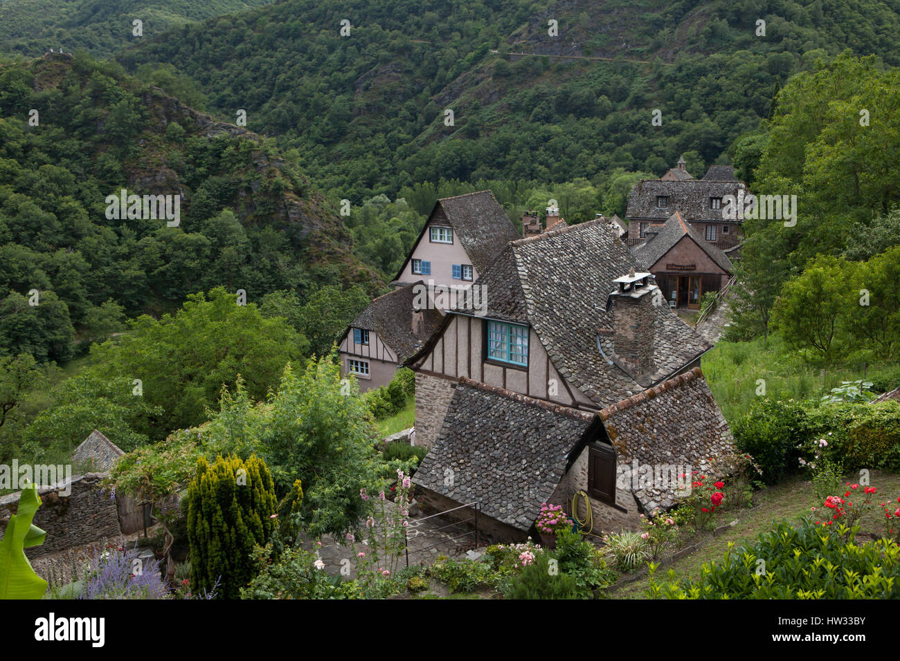 Medieval houses on the hillside in Conques, Aveyron, France Stock Photo ...