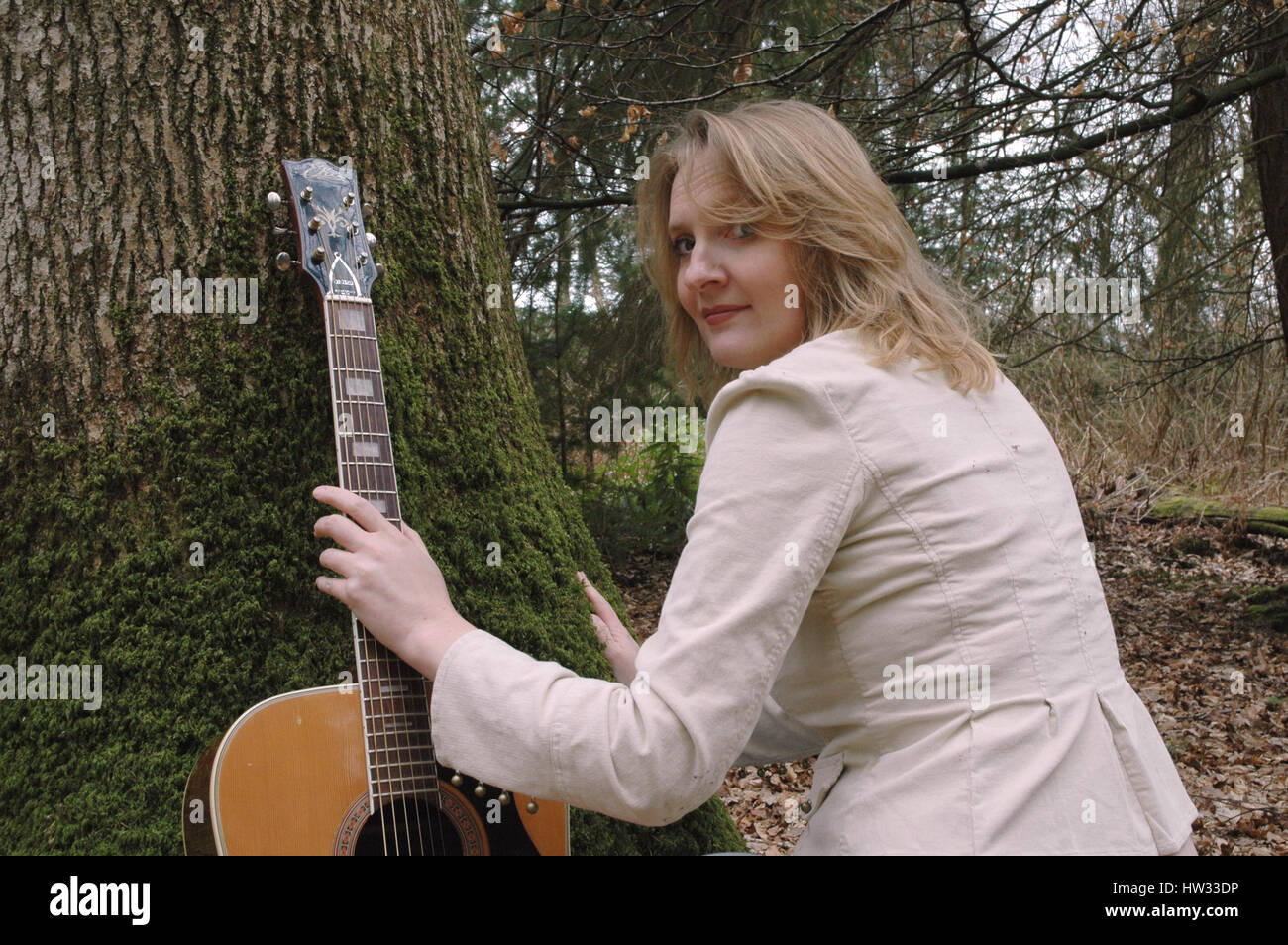 Singer Songwriter in The New Forest, Hampshire, England Stock Photo - Alamy
