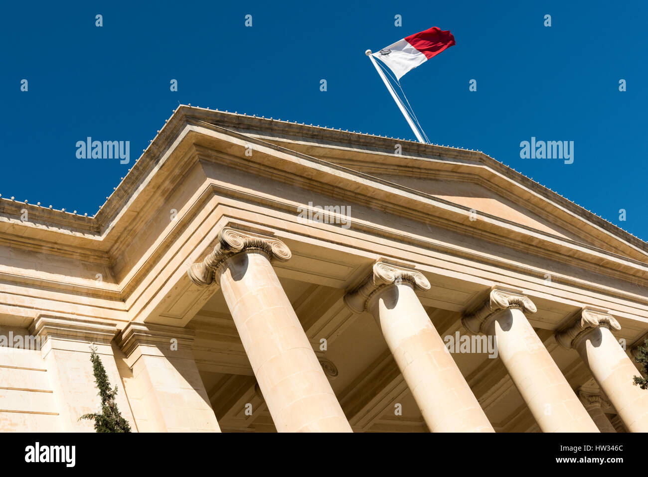 Building buildings courts hi-res stock photography and images - Alamy