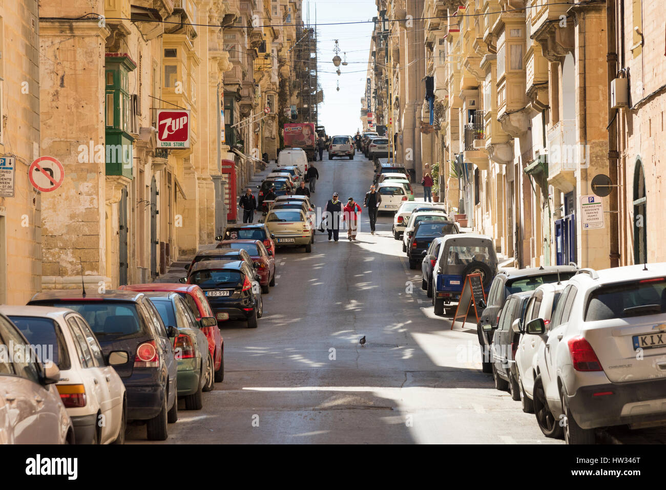 Valetta parked cars hi-res stock photography and images - Alamy