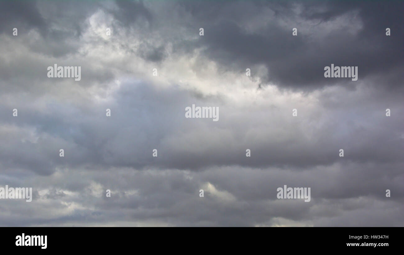 Stratocumulus cloud hi-res stock photography and images - Alamy