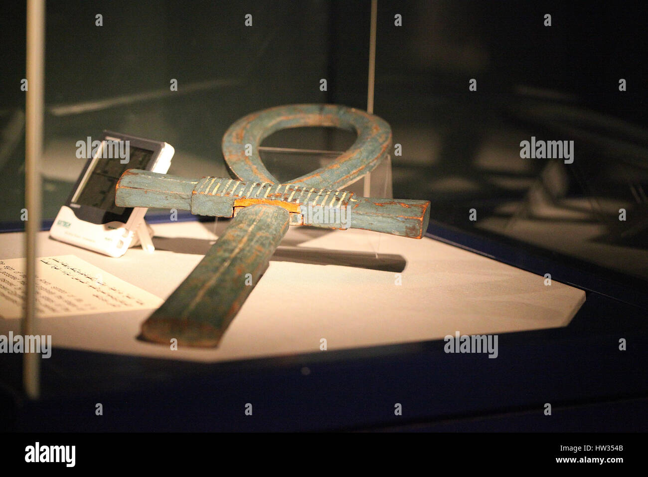 Egyptian Art Ankh Stock Photos & Egyptian Art Ankh Stock Images - Alamy