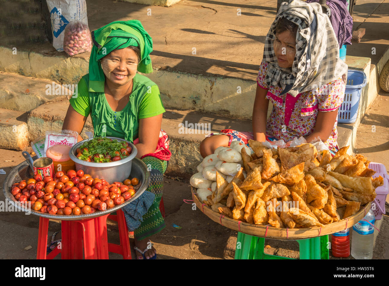 Street Stall in Maubin, Myanmar Stock Photo - Alamy