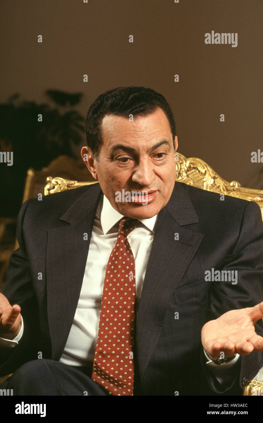 Egypt president 1981 2011 hi-res stock photography and images - Alamy