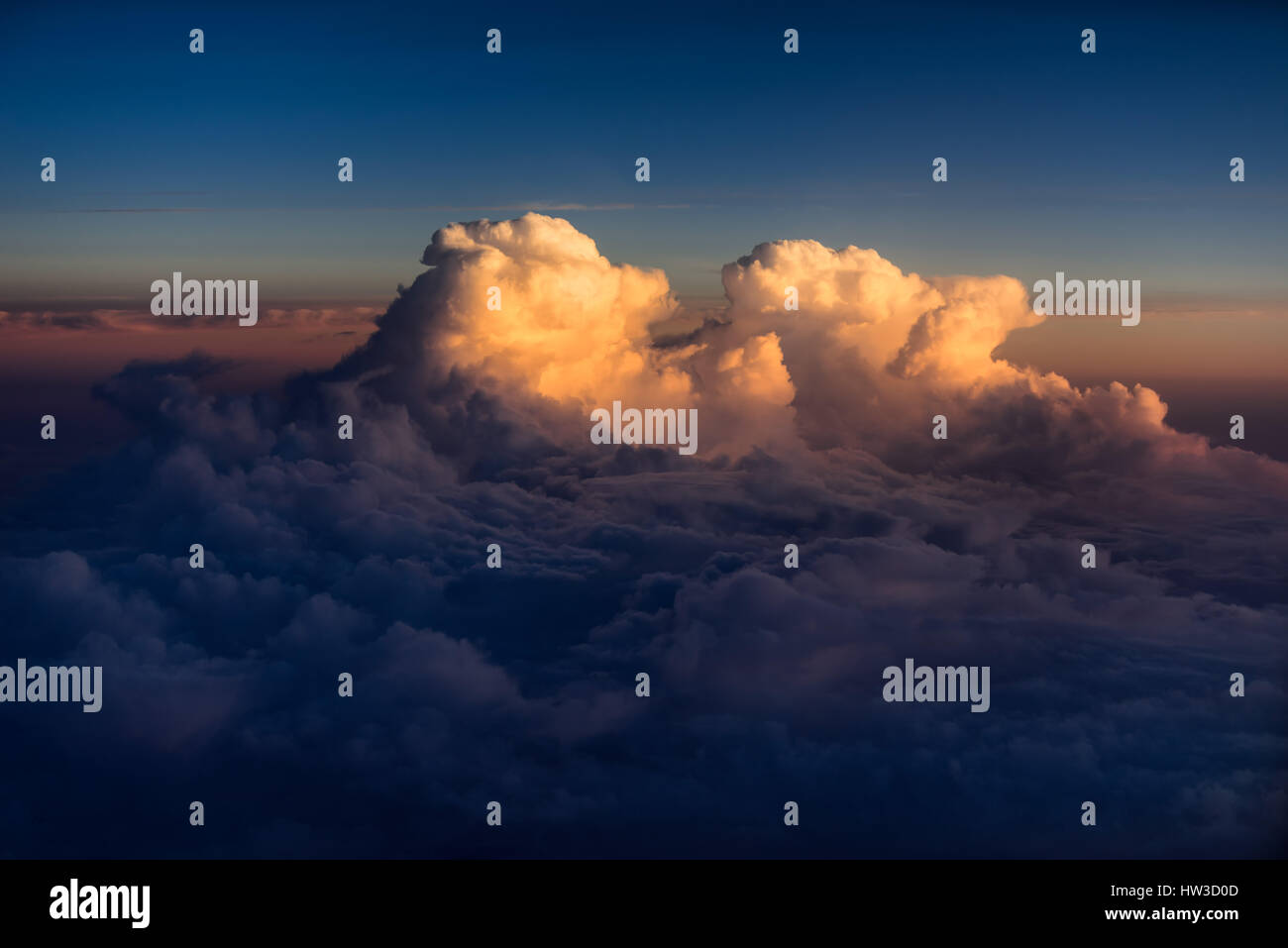 High altitude clouds at sunset over the Atlantic Ocean Stock Photo - Alamy