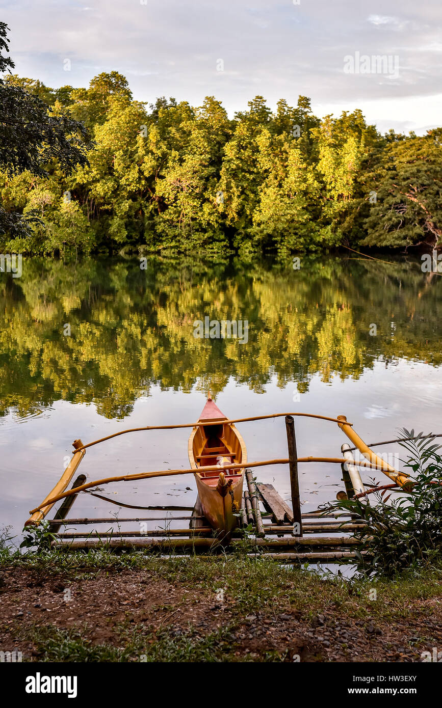 Pump boat hi-res stock photography and images - Alamy