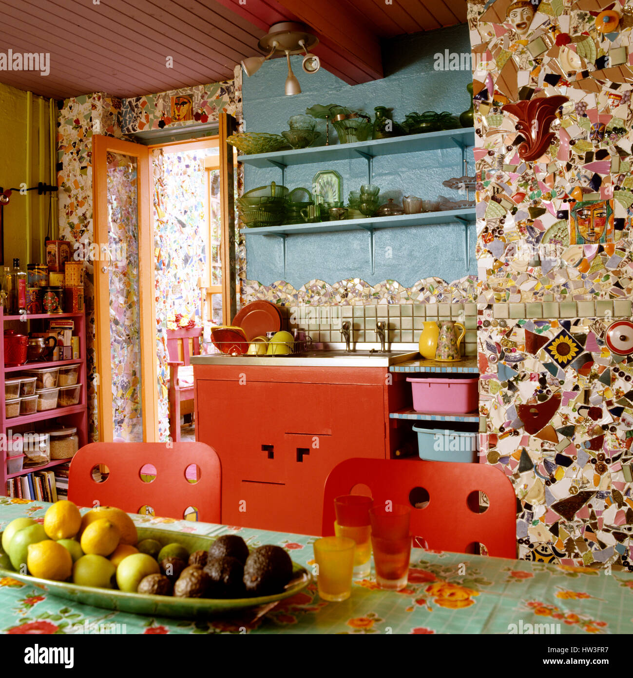 Domestic deity hi-res stock photography and images - Alamy