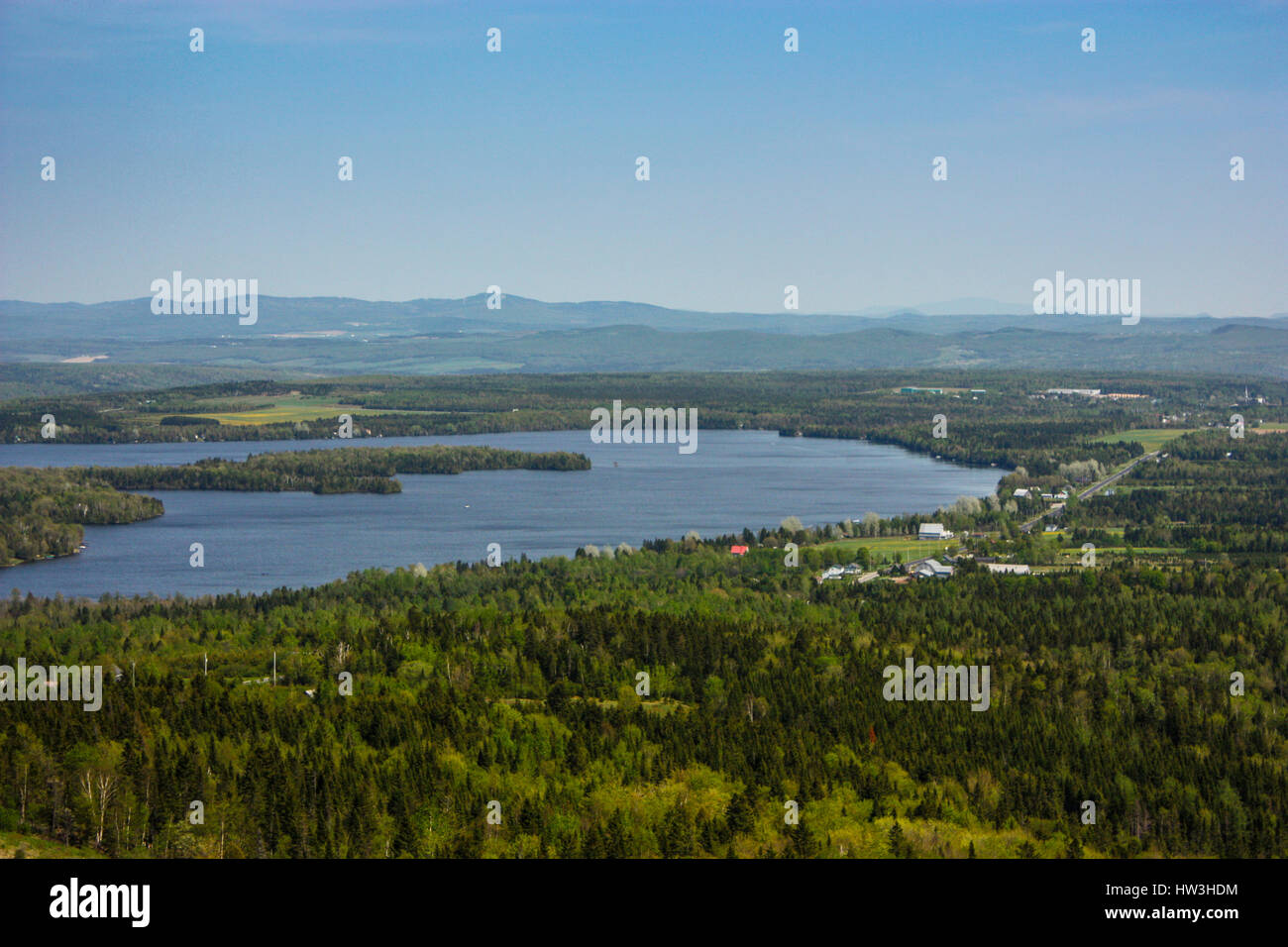 Quebec lake aerial hi-res stock photography and images - Alamy
