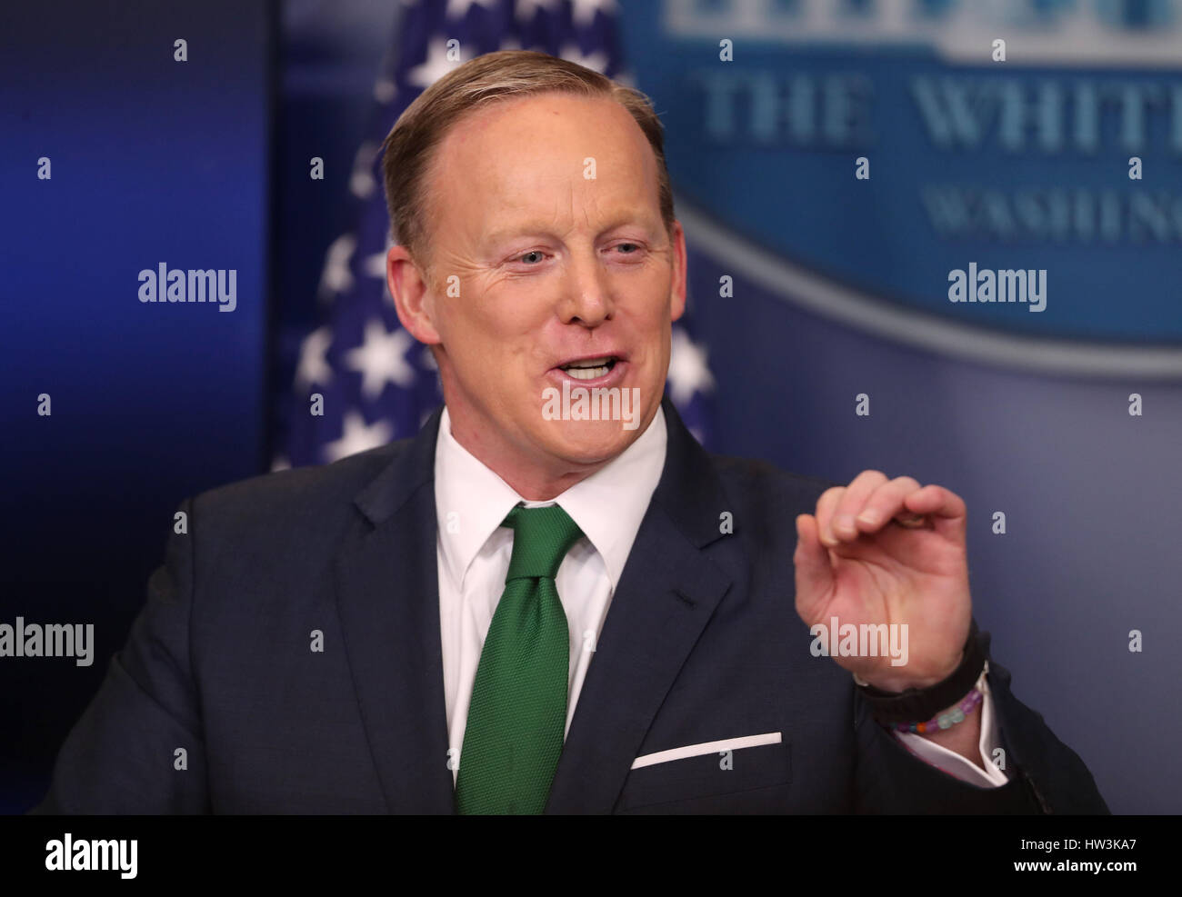 White house press secretary hi-res stock photography and images - Alamy