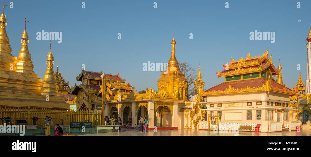 Temples at Mya Tha Lun Pagoda Panorama, Magway, Myanmar Stock Photo - Alamy