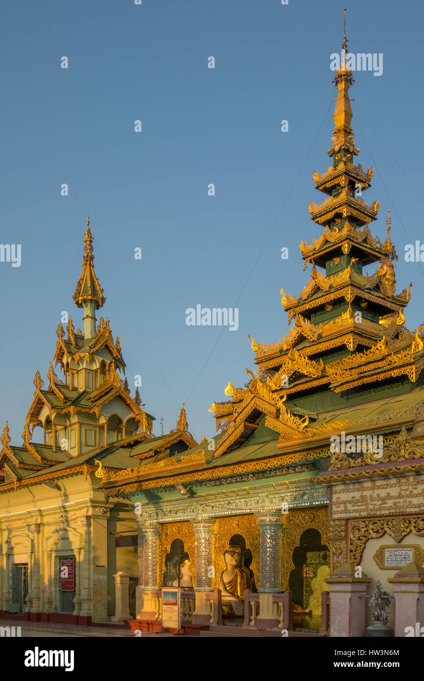 Golden Temples at Shwesandaw Pagoda, Pyay, Myanmar Stock Photo - Alamy