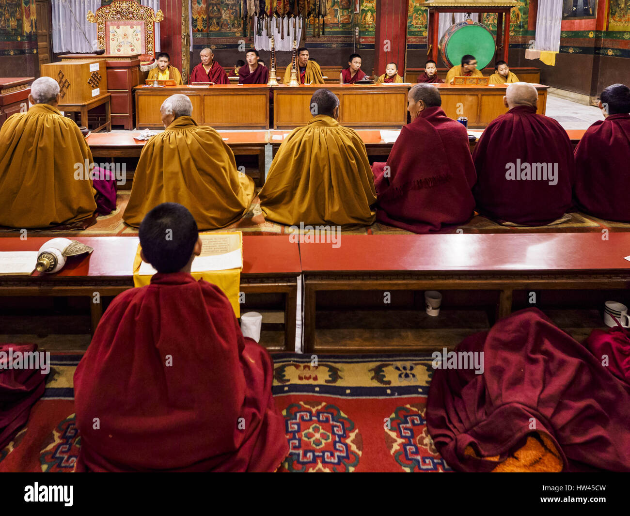 Kathmandu, Central Development Region, Nepal. 17th Mar, 2017. Tibetan ...