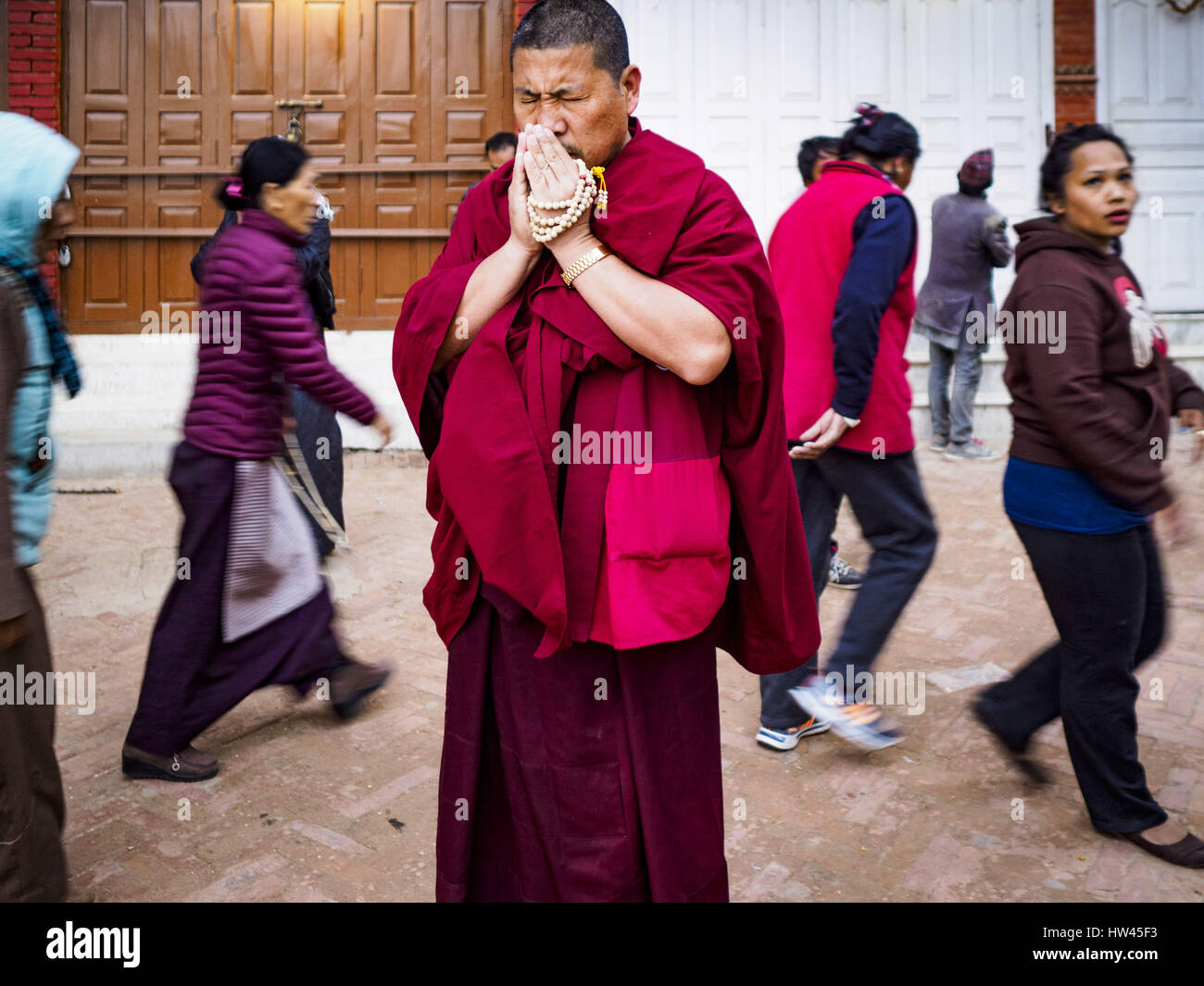 Kathmandu, Central Development Region, Nepal. 17th Mar, 2017. A monk ...
