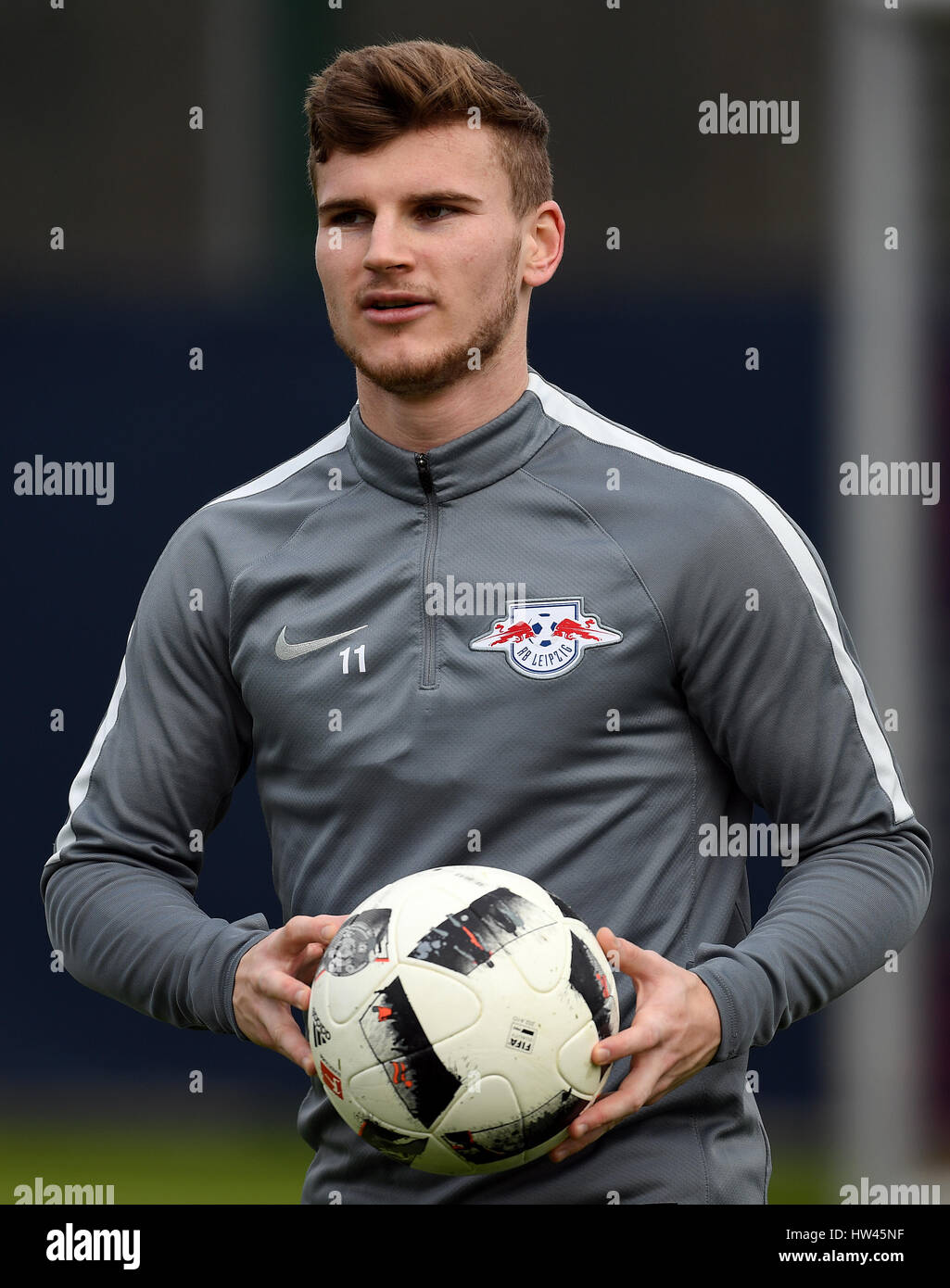 Sessionin hi-res stock photography and images - Alamy