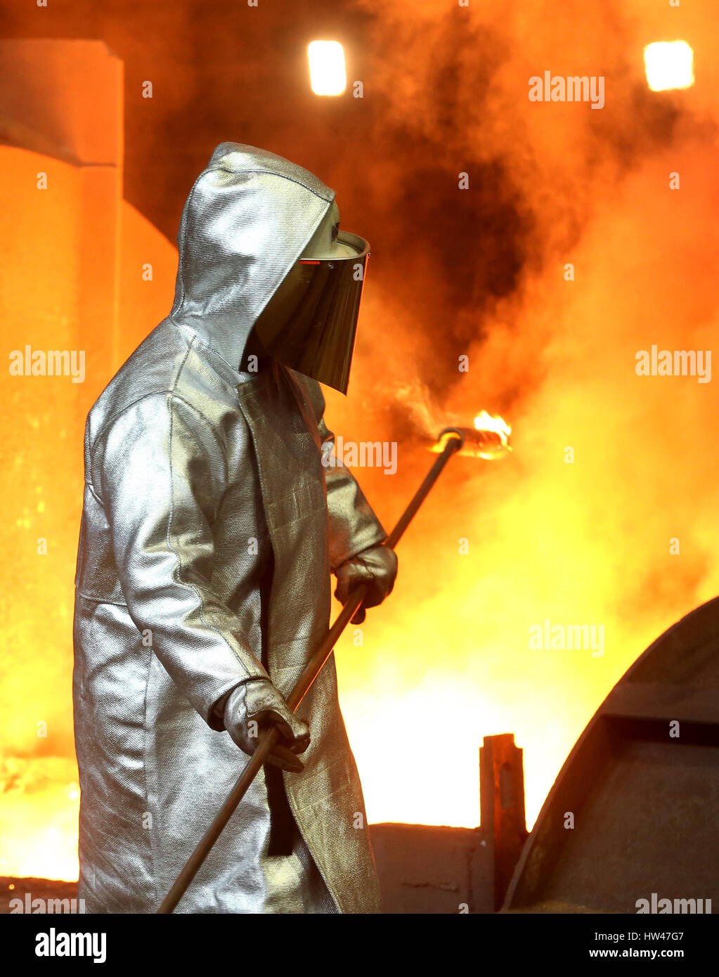 Duisberg germany steelworks hi-res stock photography and images - Alamy