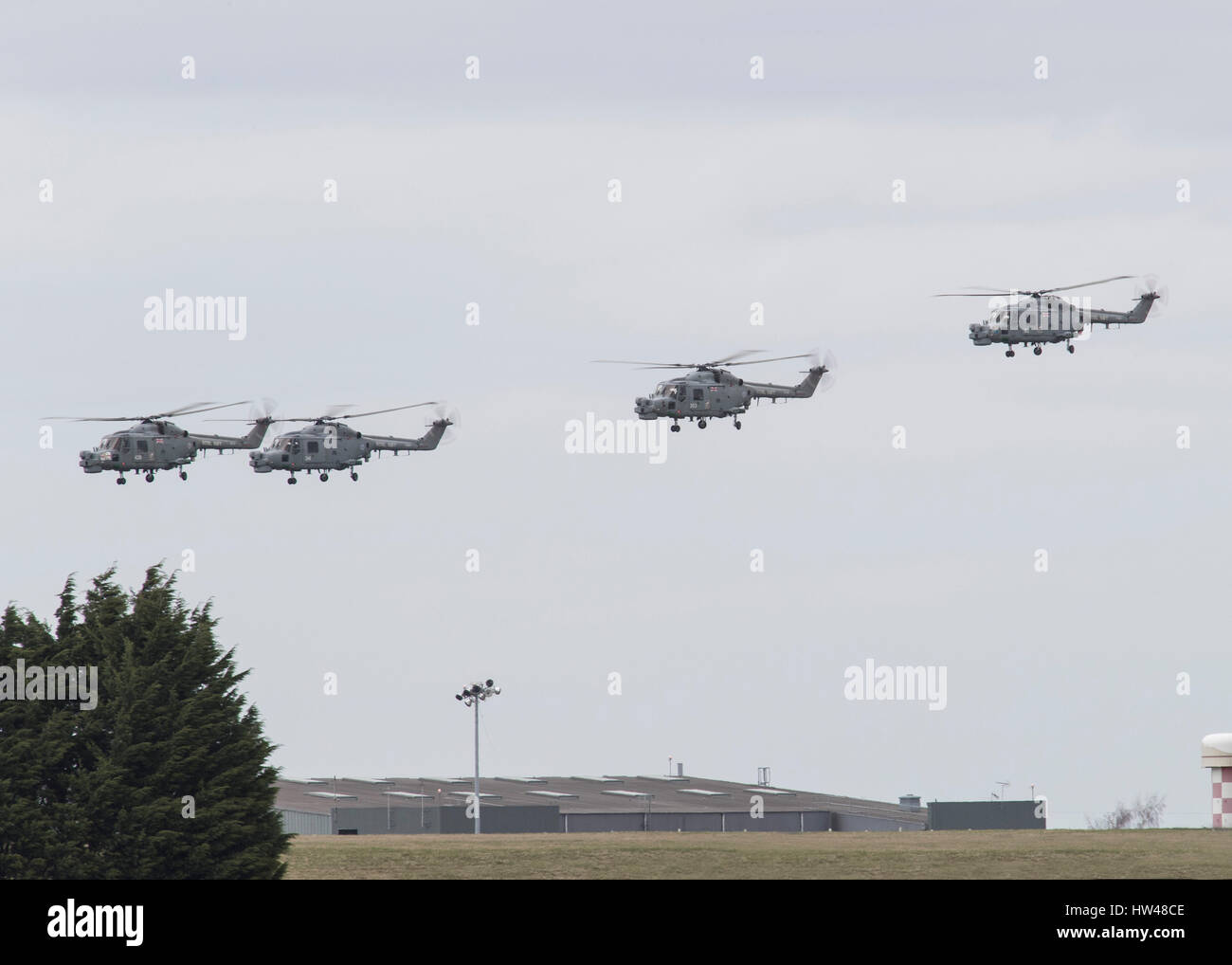 Lynx helicopter odiham hi-res stock photography and images - Alamy