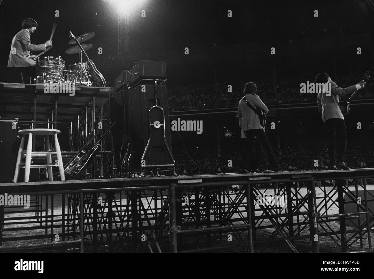 Beatles at shea stadium 1966 hi-res stock photography and images - Alamy