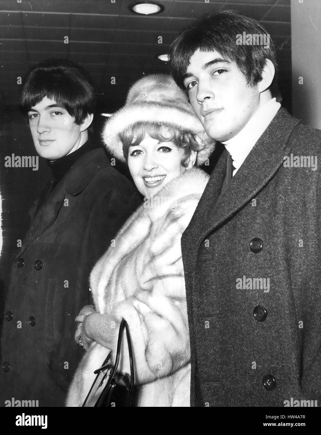 1966 keystone press photo hi-res stock photography and images - Alamy