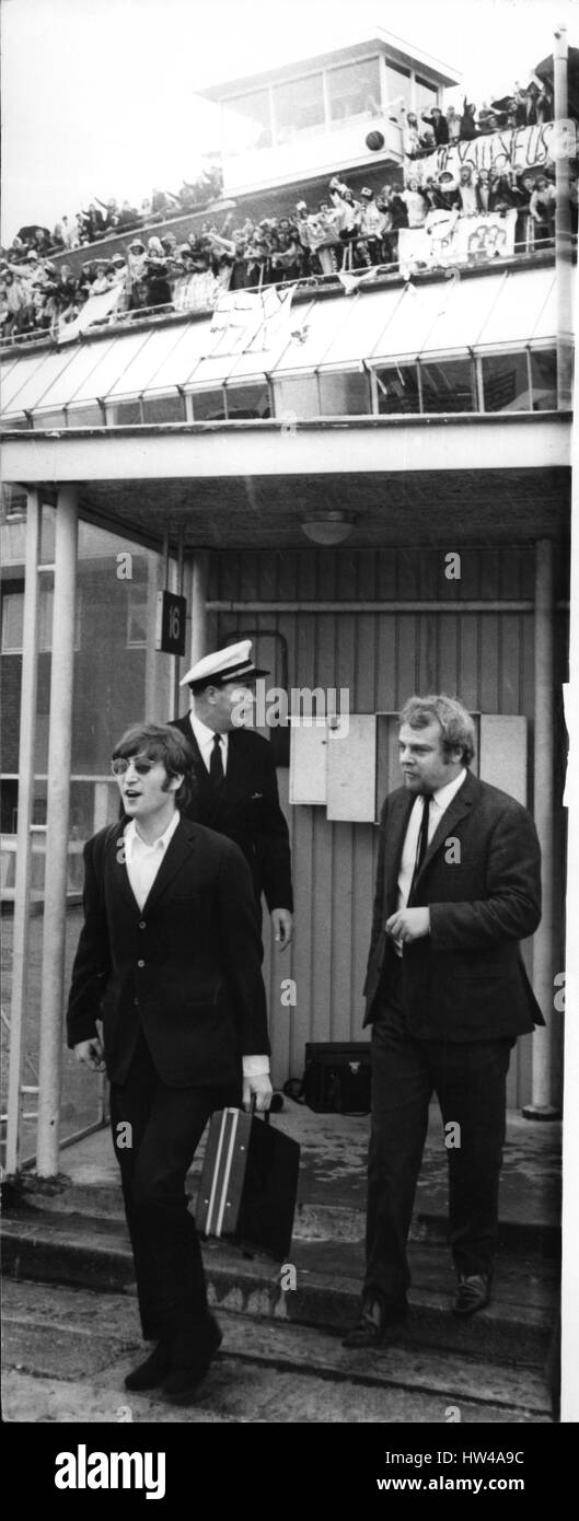 Photo shows pictured Black and White Stock Photos & Images - Alamy