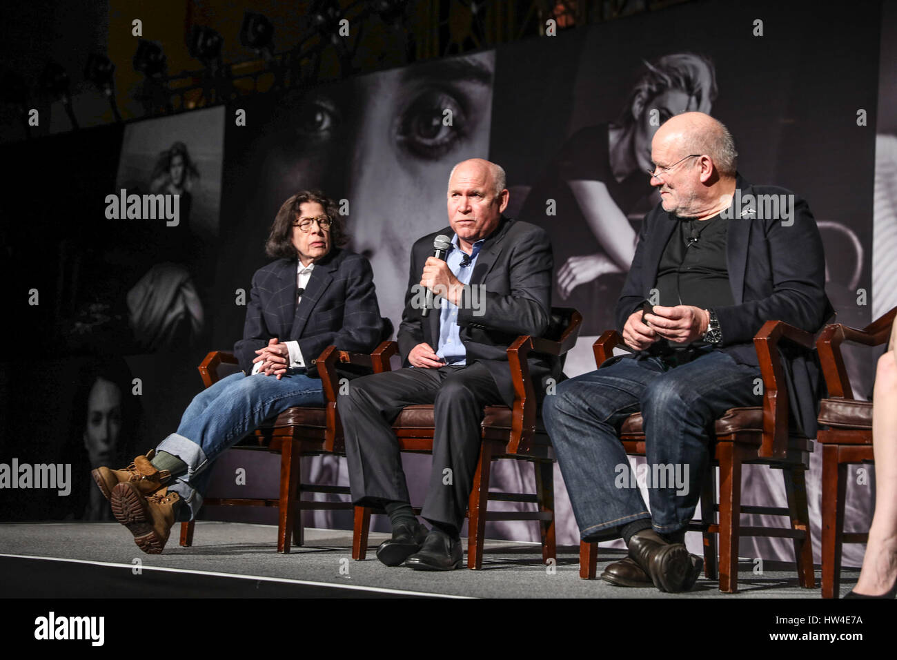 The Pirelli Calendar Presents Peter Lindbergh On Beauty . A discussion ...