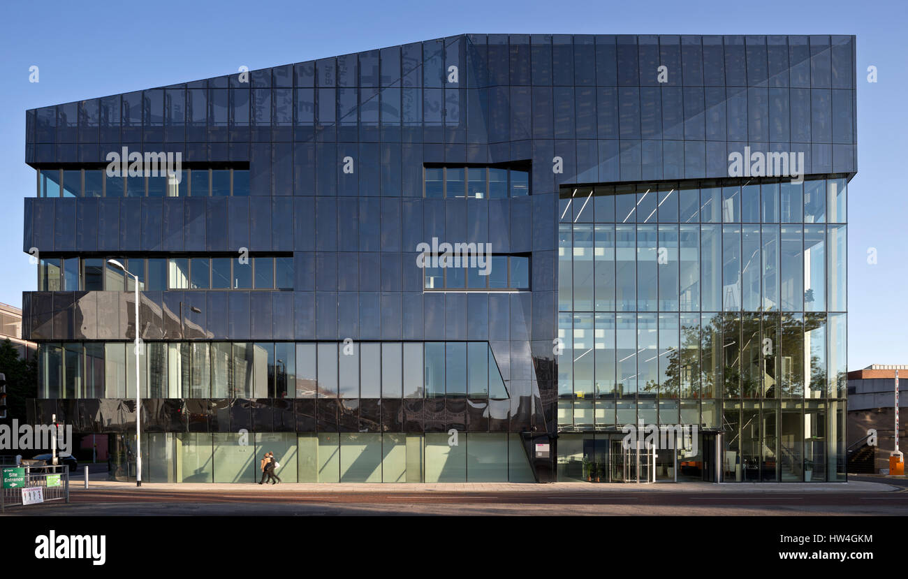 Exterior view of the National Graphene Institute, University of ...
