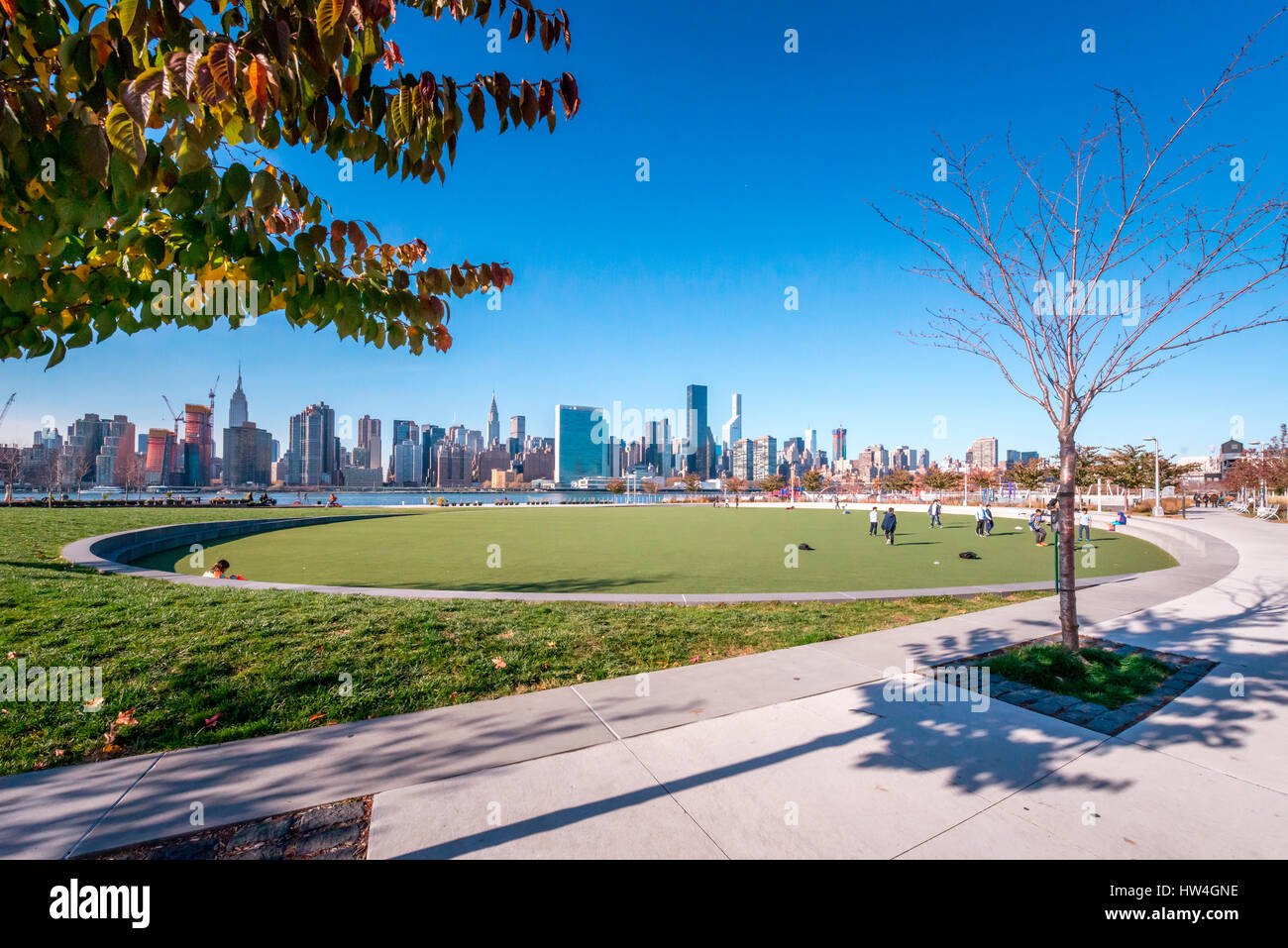 Exterior view of Hunterâ€™s Point South Waterfront Park in Long Island ...