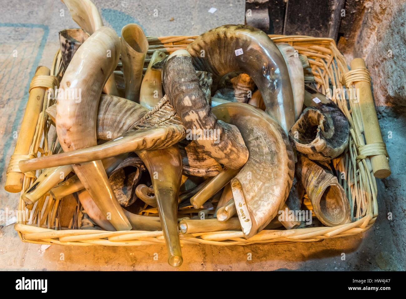 Israeli musical instruments hi-res stock photography and images - Alamy