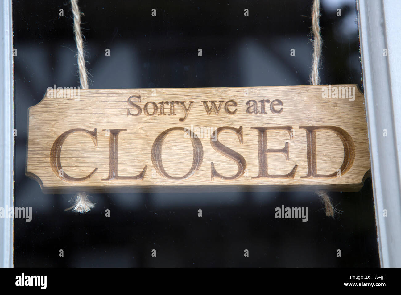 Closeup of Closed Sign on Shop Door Stock Photo - Alamy