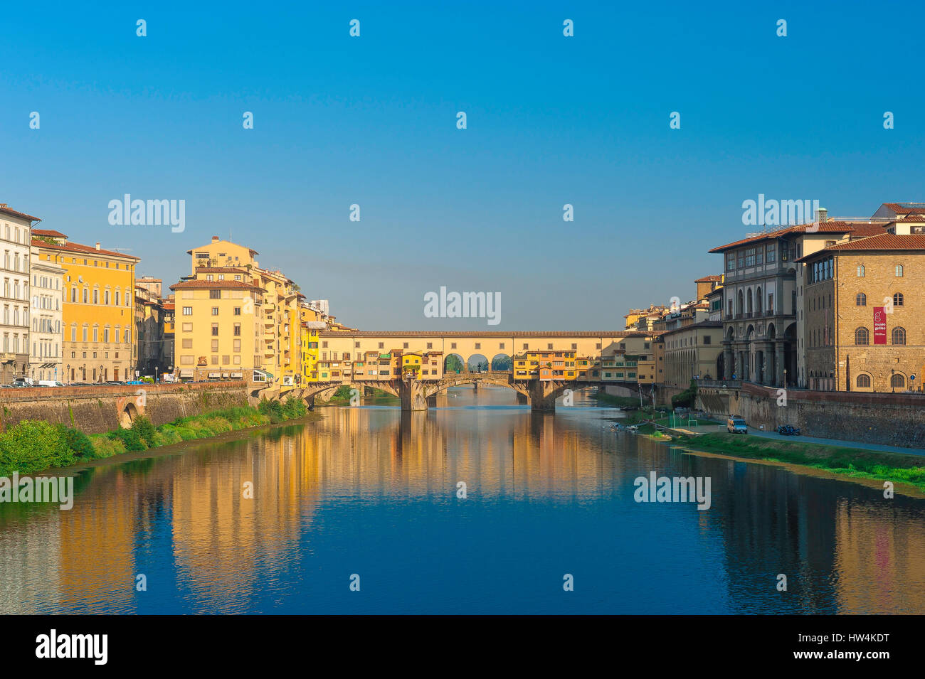 Florence Ponte Vecchio, view of the famous Renaissance bridge spanning ...