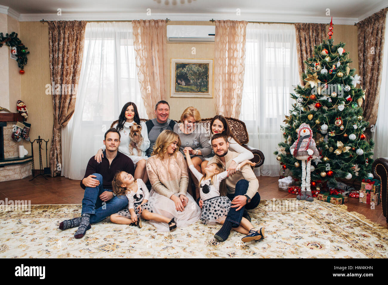 Big happy family kids grandparents hi-res stock photography and images ...