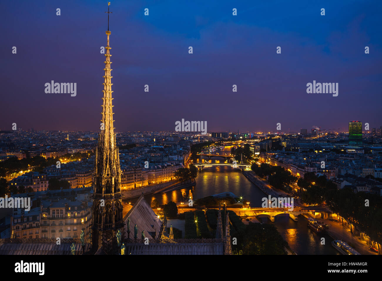 Aerial and notre dame and paris hi-res stock photography and images - Alamy