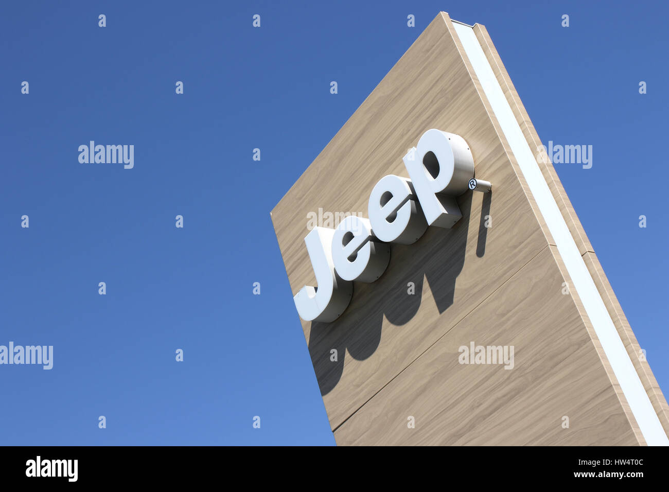 Jeep sign hi-res stock photography and images - Alamy