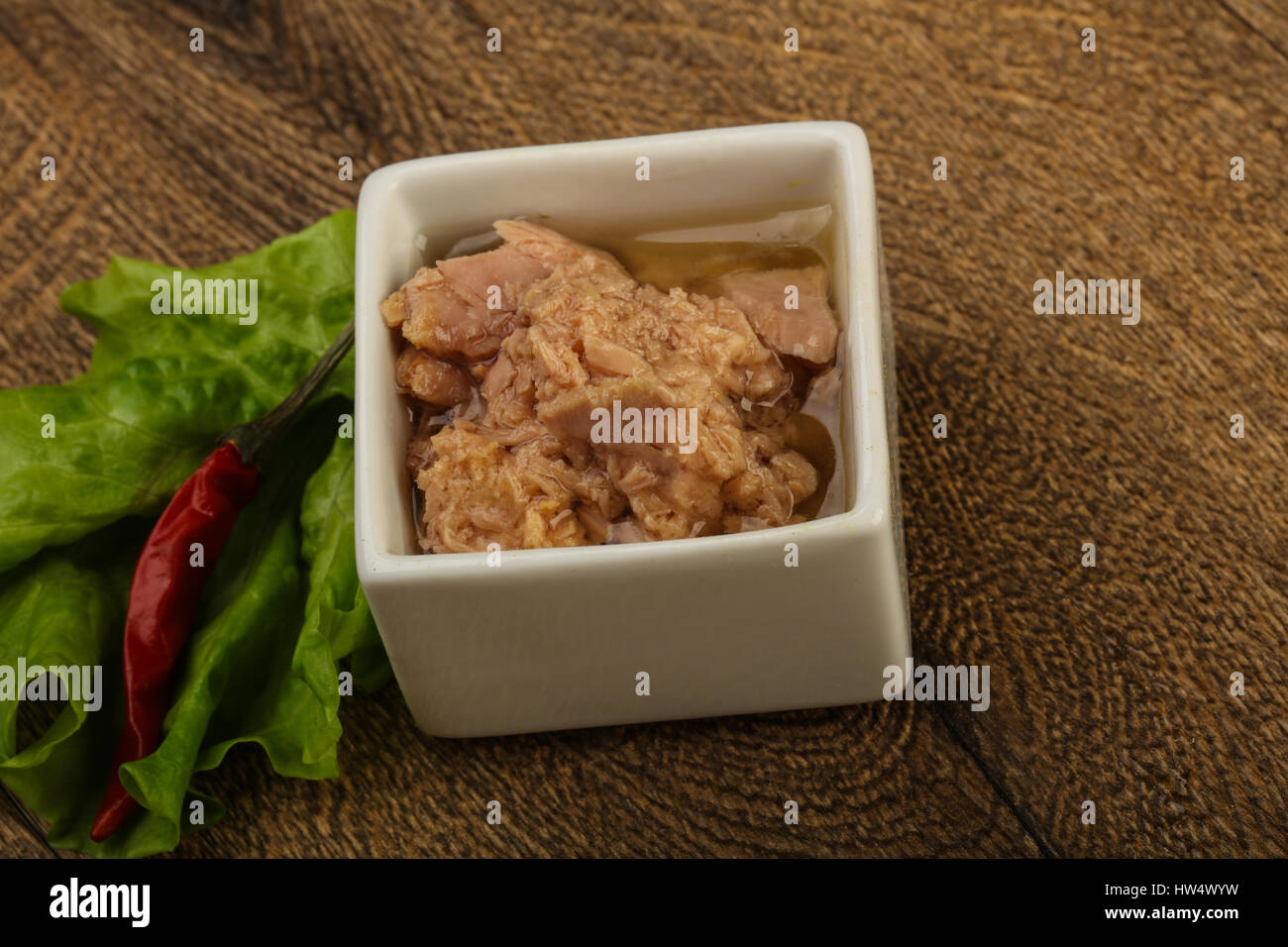 Canned tuna fish in the bowl ready for cooking Stock Photo - Alamy