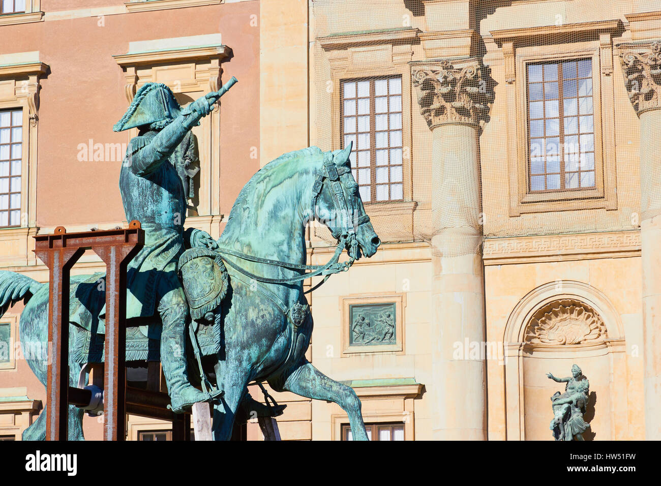 Royal palace stockholm statue hi-res stock photography and images - Alamy