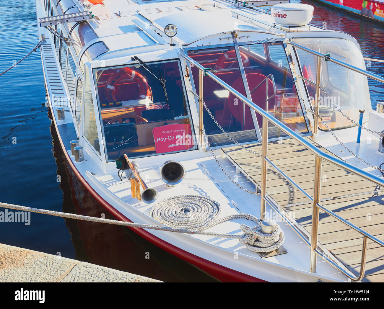 Hop on hop off boat tour hi-res stock photography and images - Alamy